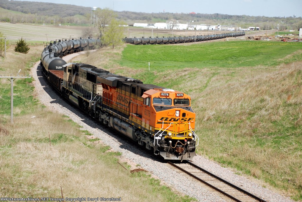 BNSF 6276 on its way to market with another load of ethanol